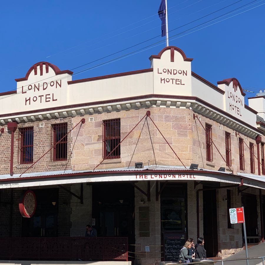 The London Hotel, Balmain, New South Wales 2041 - KRAVEiN