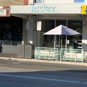 KRAVEiN: Snap, find & order best food